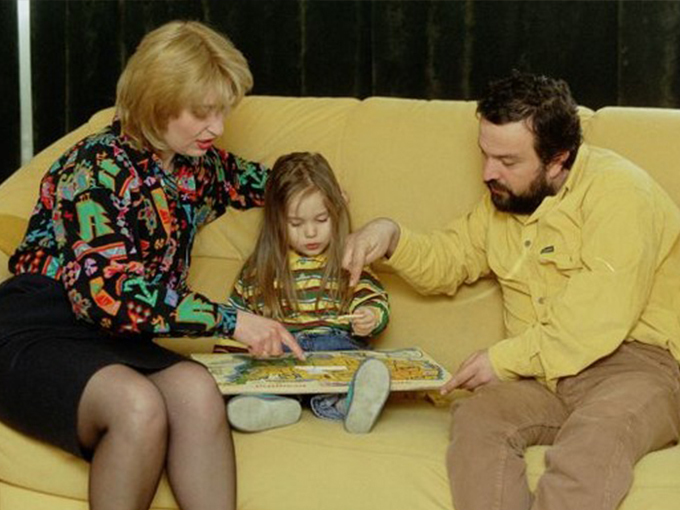 Primele imagini cu văduva actorului de la declanşarea scandalului. S-a ...