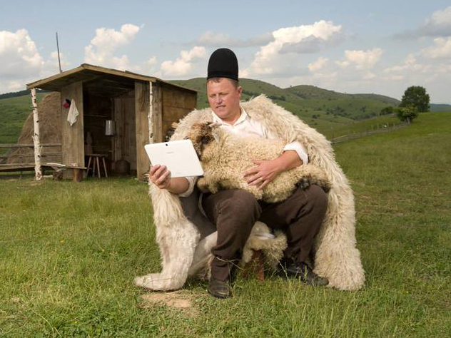 Ghiţă Ciobanul, prezentator TV! Ce îi era ”scris” simpaticului personaj!