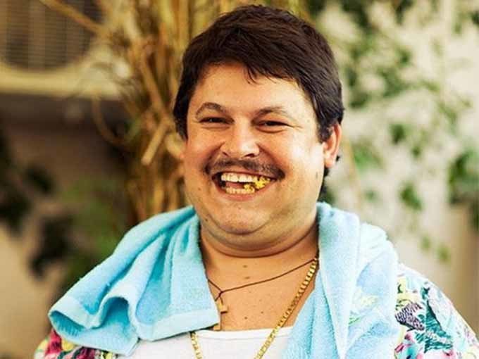 Cum arată soţiile actorilor din ”Las Fierbinţi” şi ”Trăsniţii”! Le-am ...