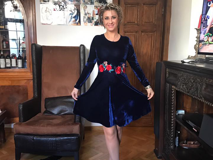 Pe ANAMARIA PRODAN o ştie toată mea, dar uite cum arată sora ei mai ...