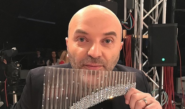 Dan Capatos, surprins plăcut de cadoul de la Moş Crăciun: ”Ştie pe unde ...