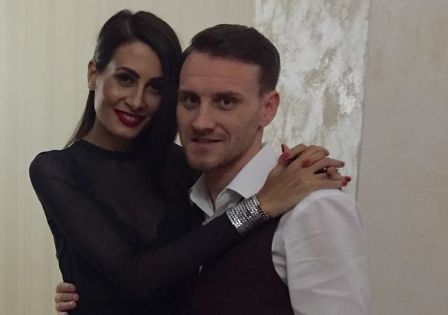 A făcut cununia civilă în secret, însă vrea nuntă cu fast! Nicolae ...