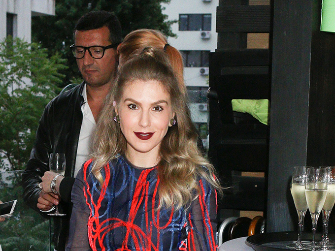 CORINA a vorbit despre bărbaţi: ”Te îndrăgosteşti într-un moment!”