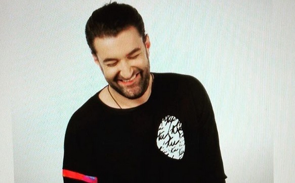 Smiley a ajuns de nerecunoscut! Cum arată artistul cu părul lung până ...