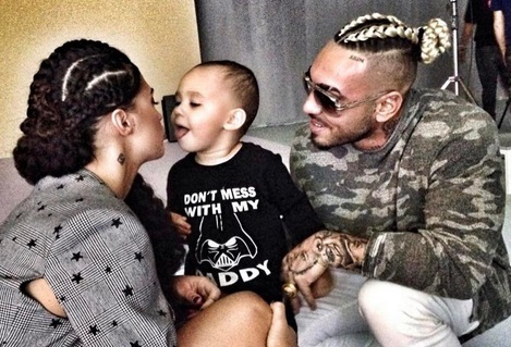 Dominic e mare dansator! Alex Velea şi-a filmat fiul în timpul unei ...