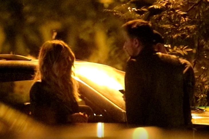 Imagini in premieră cu Alin Cocoş & bunăciunea lui! Şi-a scos gagica la ...