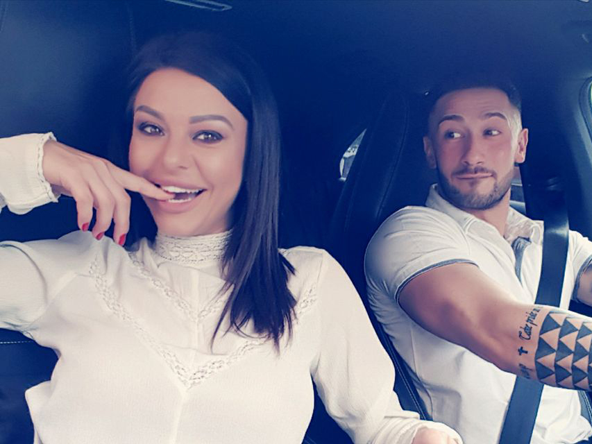 ANA MARIA MOCANU le-a arătat tuturor cum a aşteptat-o iubitul după ce a ...