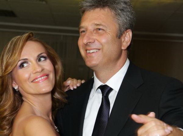 Gabriela Firea, la nunta unui cunoscut fotbalist! Ce ţinută a ales ...