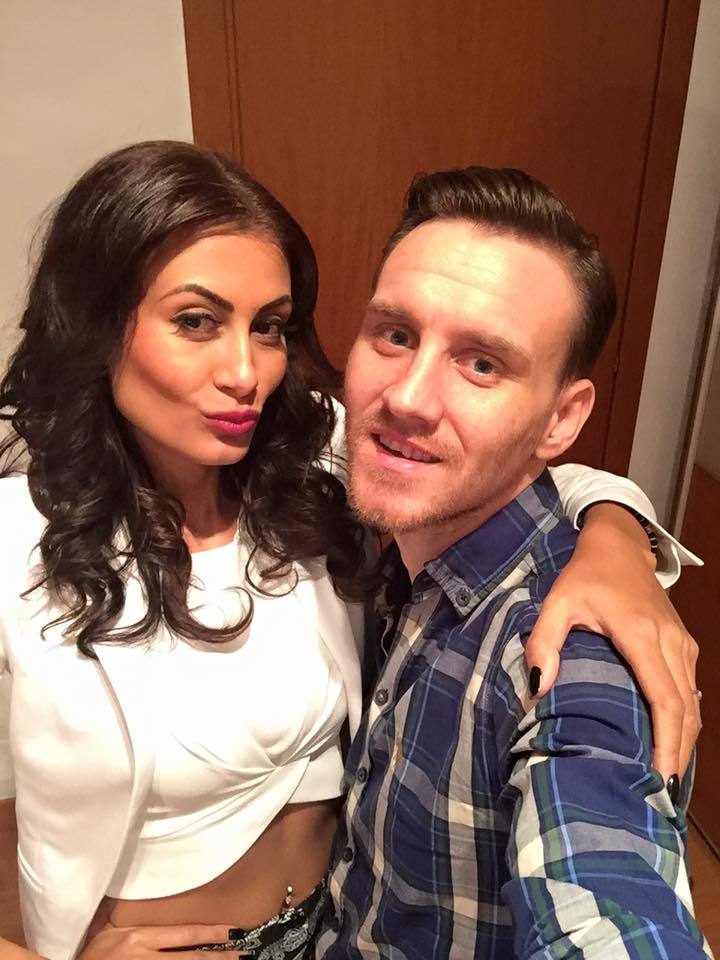 Nicolae Mitea, apariţie îngrijorătoare împreună cu soţia şi fetiţa ...