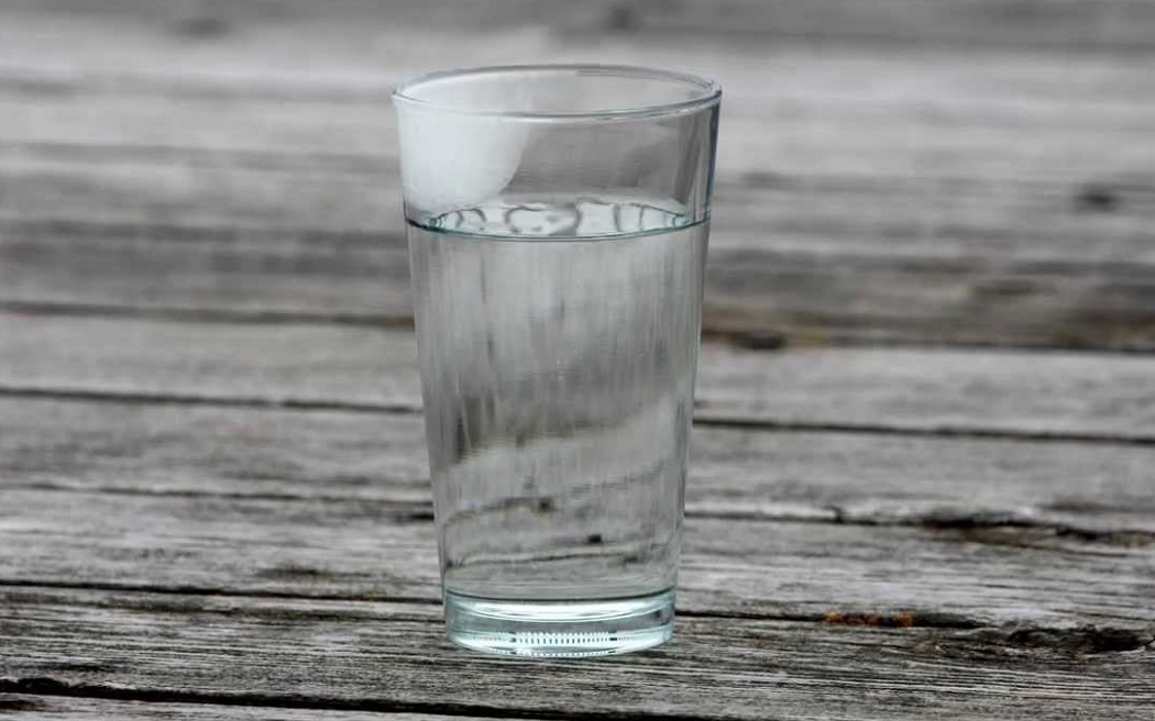 De ce nu se fierbe apa plată. Marea greşeală pe care nu trebuie să o faceţi