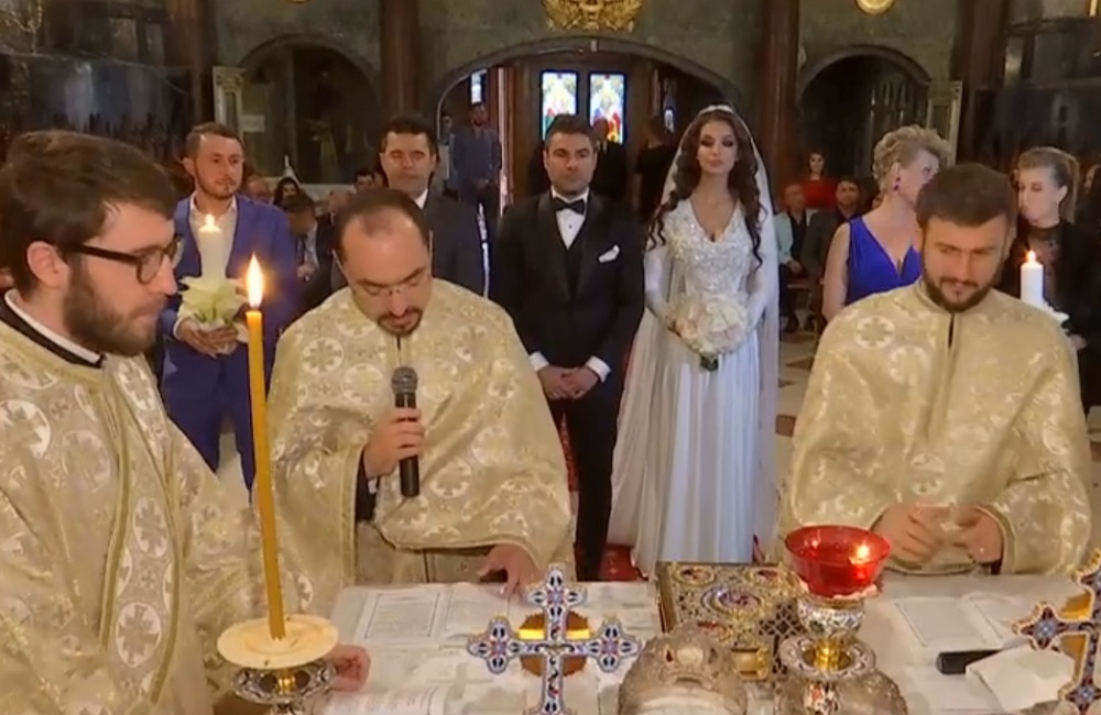 Imagini NEDIFUZATE de la cununia religioasă a Sandrei cu Adi Mutu ...