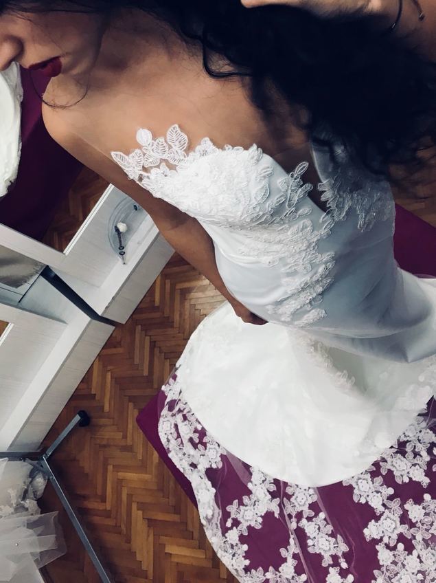 Doiniţa Oancea, la promoţie! Ce stratagemă aplică vedeta să-şi vândă ...