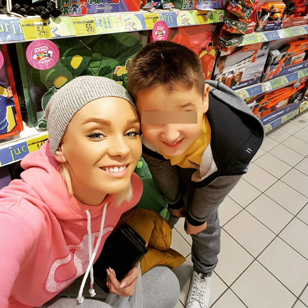 Imagini rare cu Maria Constantin alături de fiul ei: „Împărţim fericire!”