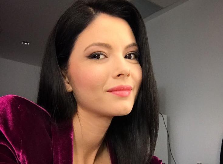 Anca Lungu a făcut senzaţie într-o ţinută transparentă, la Festivalul ...