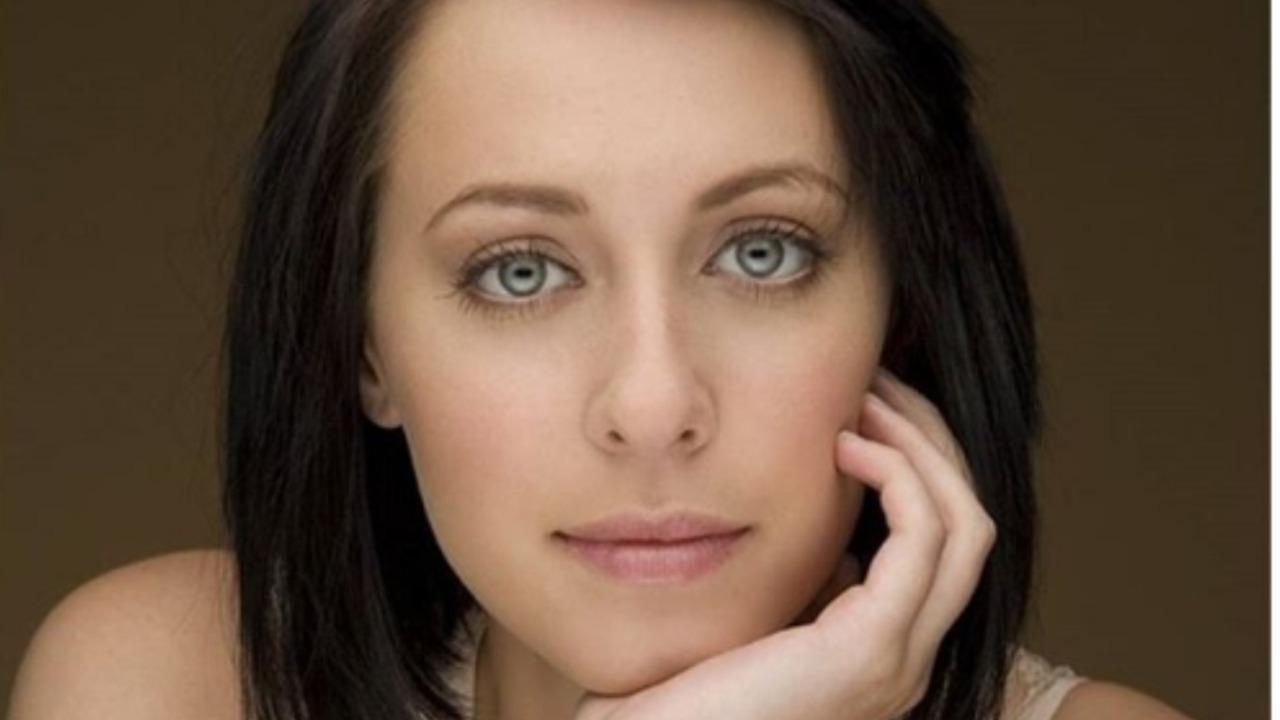 O actriţă celebră a murit, în urma unui accident grav de maşină! Avea ...