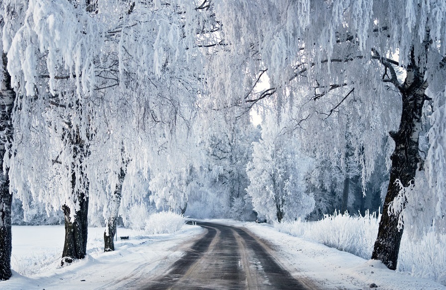 Cum va fi vremea în weekend. Când vine ninsoarea în Capitală