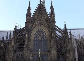 Domul din Koln a fost evacuat de teama unui atentat. Un român a fost ...