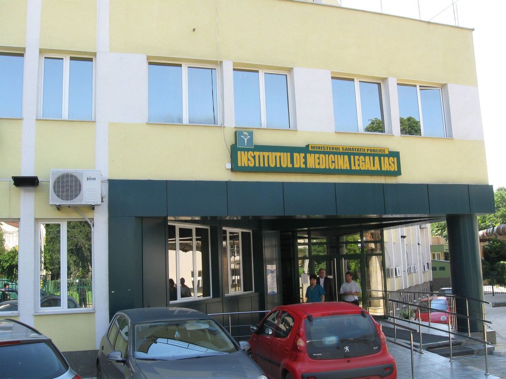 Frigidere pline cu morți la IML Iași. Anunțul de la morgă care le-a ...