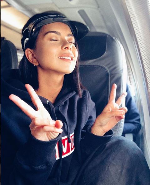 Inna și-a speriat fanii, cu o poză din avion: ”O, Doamne, ce s-a ...