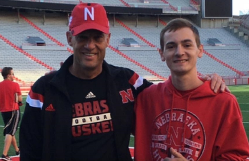 Tyler Butterfield a murit la doar 20 de ani! Colegii artistului sunt în ...