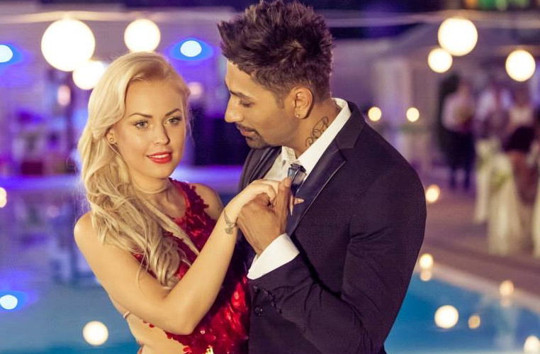 A ținut în ea, dar acum Misha a spus în sfârșit adevărul despre ...