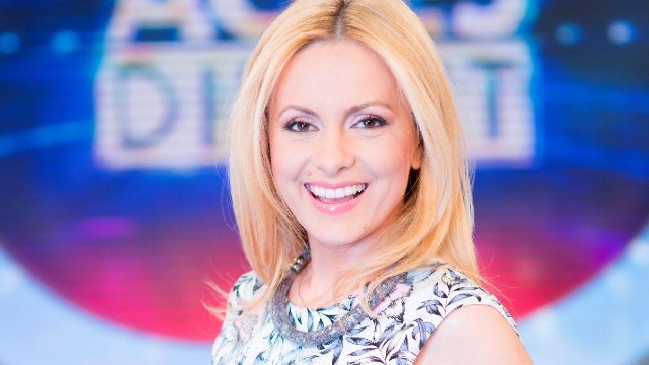 La ce salariu renunță Simona Gherghe dacă Antena 1 o "zboară" de la Acces Direct