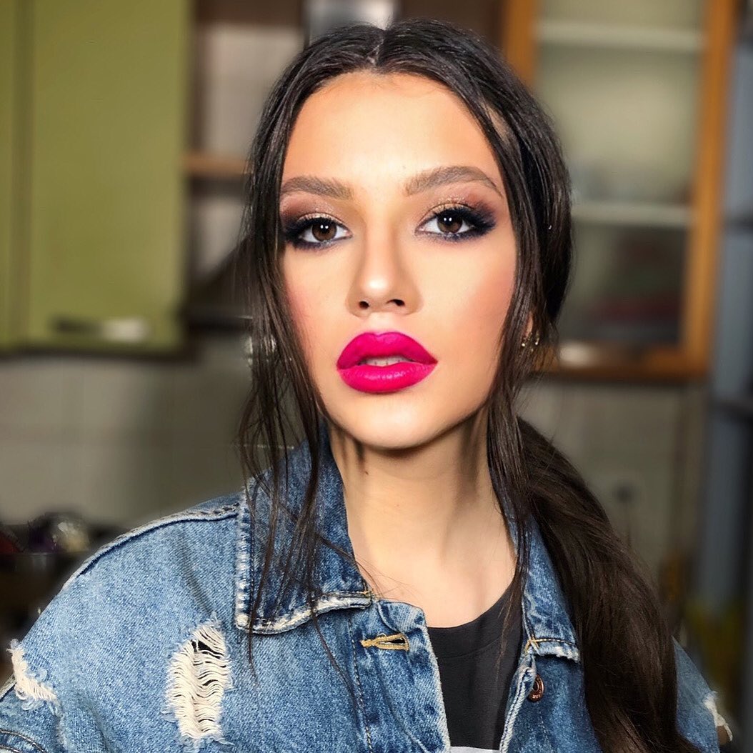 Cleopatra Stratan, încă o apariție-șoc. Și-a pus botox ”Iubita lui Ghiță”?