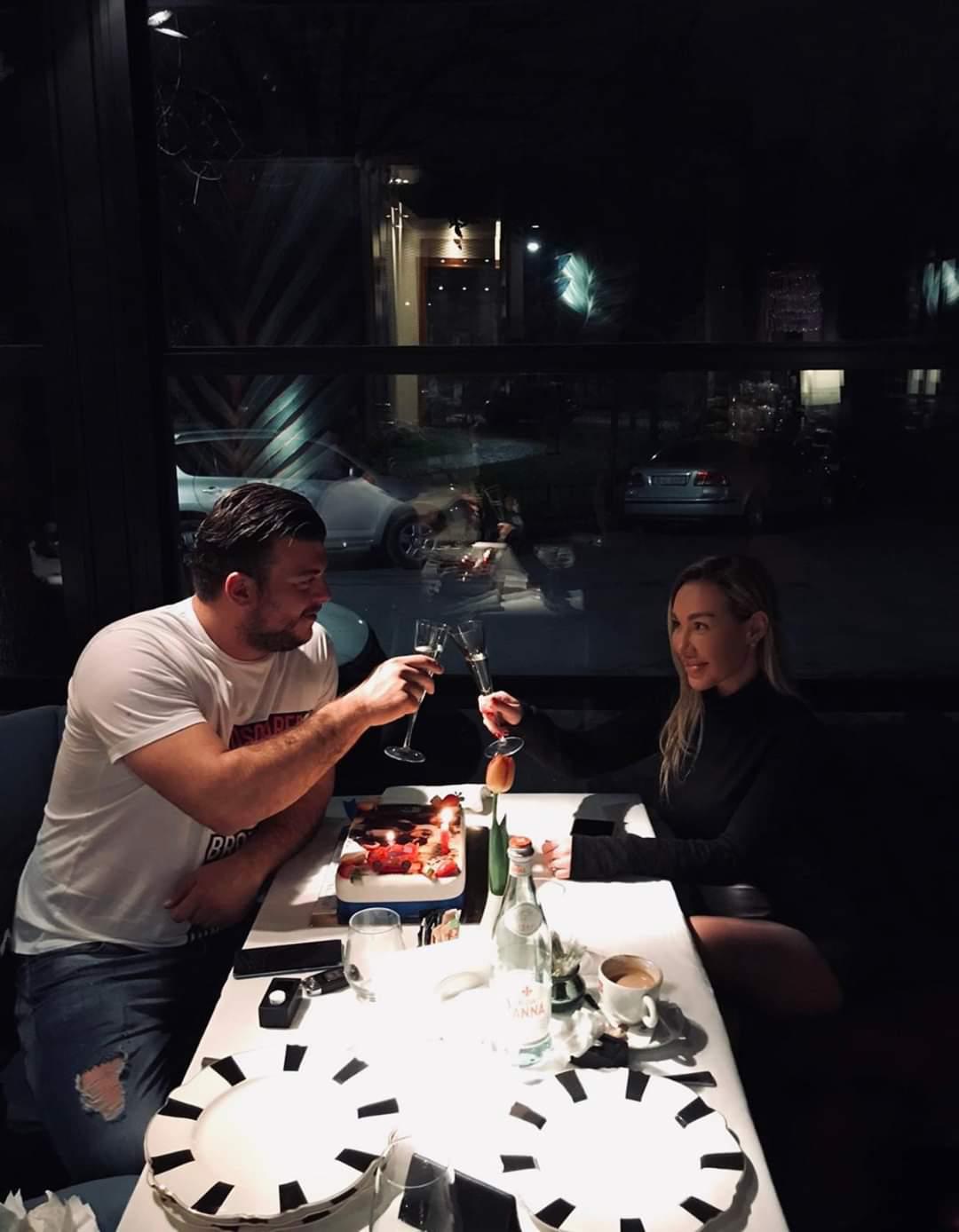 Ex-logodnica lui Pastramă s-a cuplat cu nepotul unui milionar arab și...