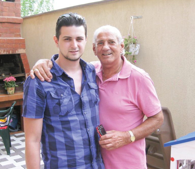 Cum arată, de fapt, soția cu 44 de ani mai tânără a lui Gheorghe Zamfir ...