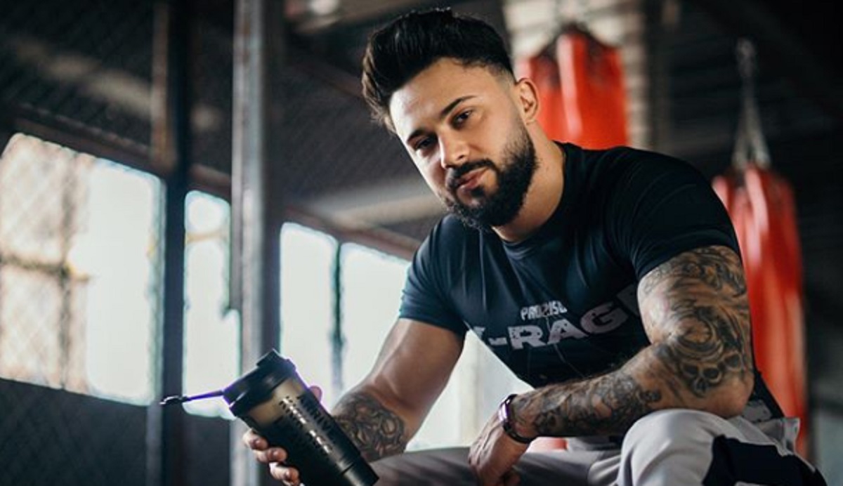 George de la Insula Iubirii a devenit tătic! Prima imagine cu fetița ...