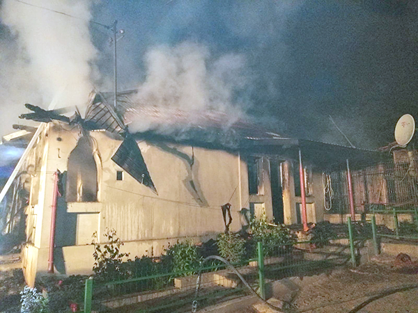 Valică din Chițoc și-a dat foc la casă apoi s-a spânzurat! Așa s-a ...