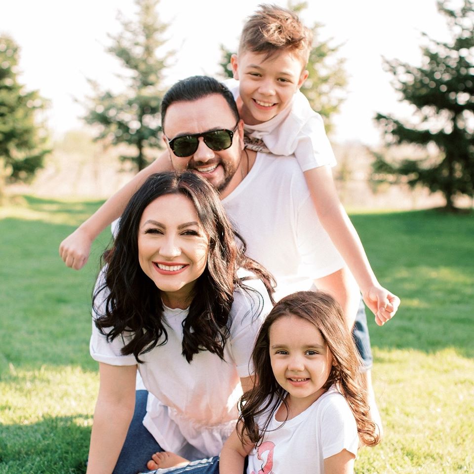 Incredibil cât plătesc Andra și Cătălin Măruță pentru bona copiilor: ”E ...