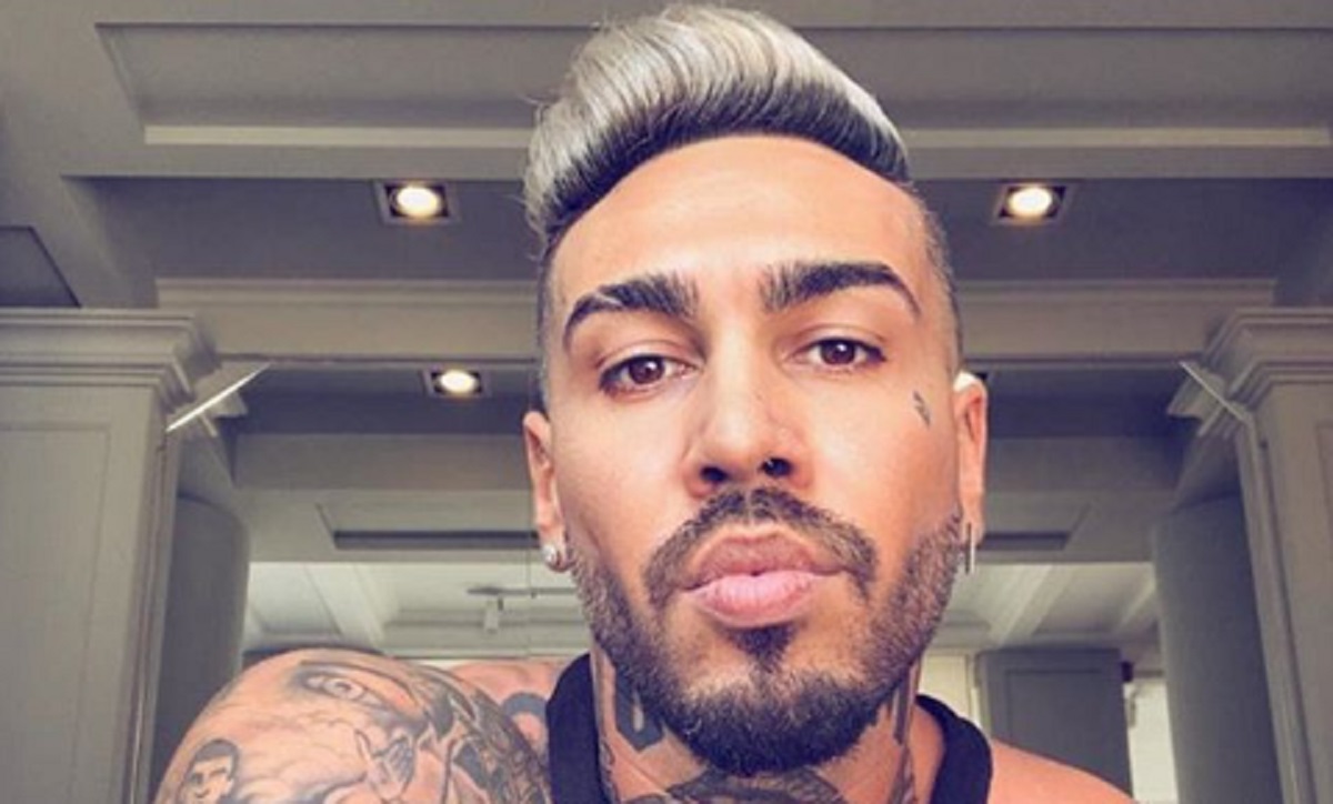 Cu cât este plătit Alex Velea, la evenimente. Suma pe care trebuie să o ...