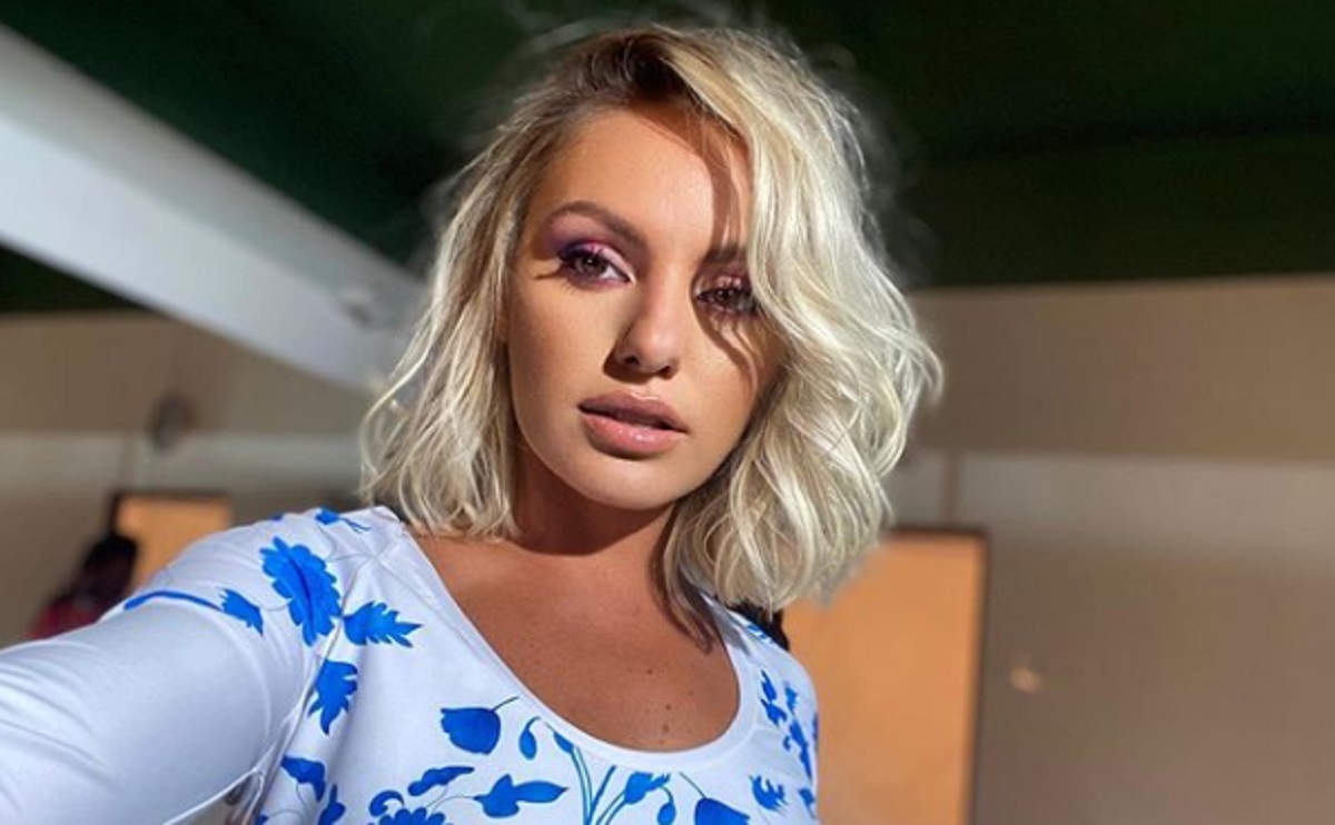 Imaginile care au îngrozit internetul. Alexandra Stan, plină de sânge ...