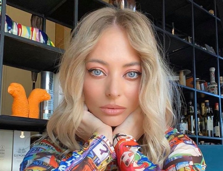 Deși călătorește prin toate țările, Delia nu s-ar muta niciodată din ...