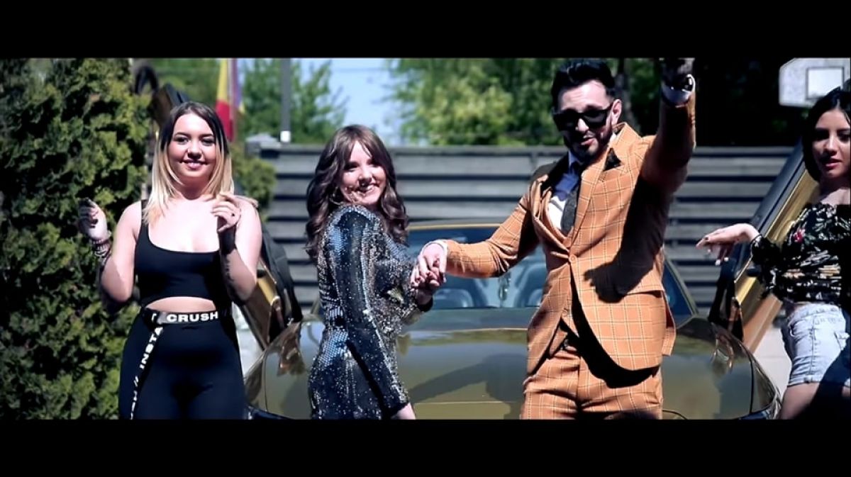 Vulpița și Rafaelo vor să rupă din nou topurile muzicale. Cei doi ...