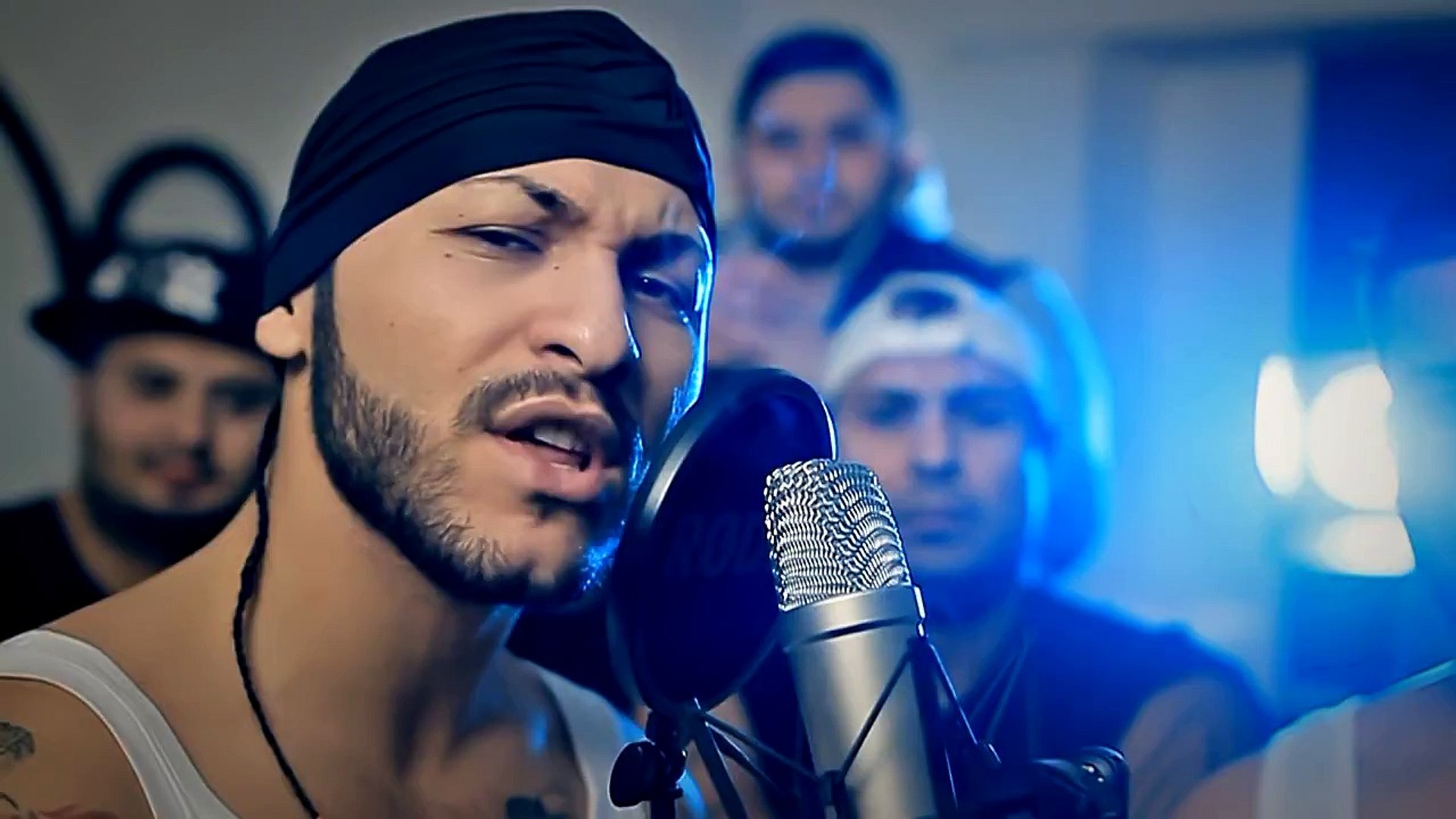 Cine s-ar fi așteptat la așa ceva! Cum arăta Dani Mocanu pe vremea când ...