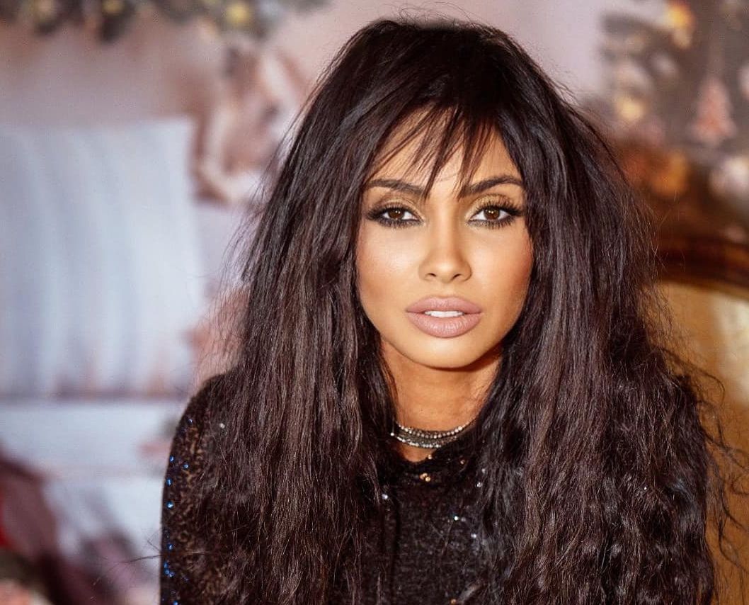 Laurette dă lovitura după scandalul cu Marian Tătic. A lansat o melodie ...