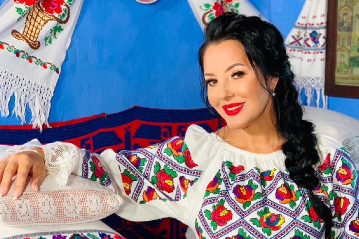 Angela Rusu a născut! Prima imagine cu bebelușul cântăreațul de muzică ...