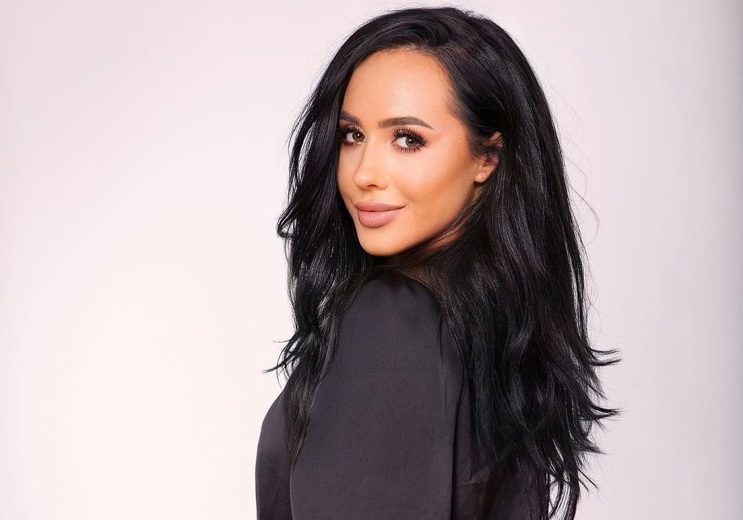 Momente grele pentru fosta iubită a lui Jador! Ce s-a întâmplat cu Ella ...