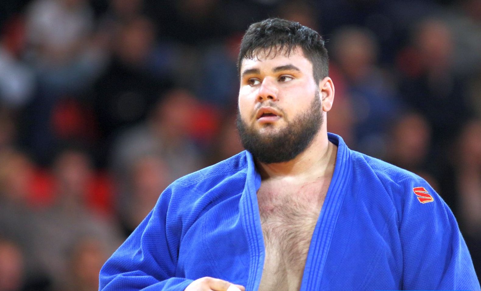 Vlăduț Simionescu vs Ali Omar în primul tur de la Jocurile Olimpice ...