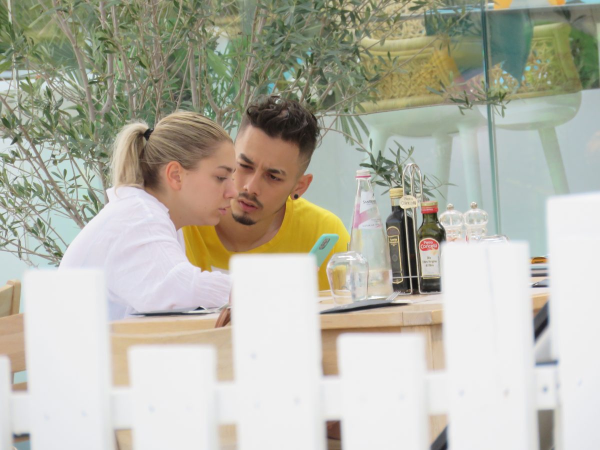 Protejatul lui Smiley și vedeta Antenelor își mai dau o șansă ...