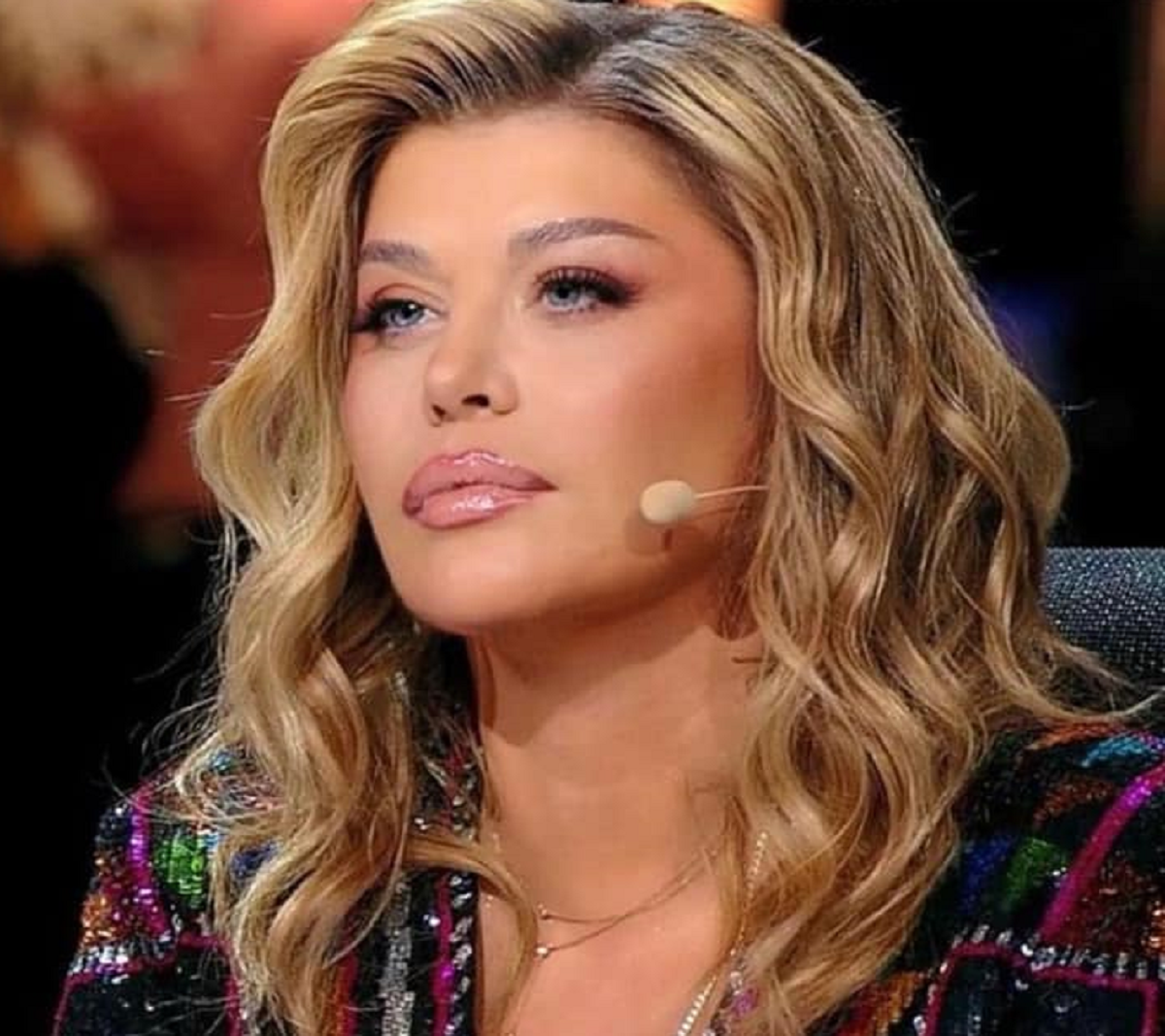 Loredana Groza, complet nemachiată și necoafată. Cum a fost surprinsă ...