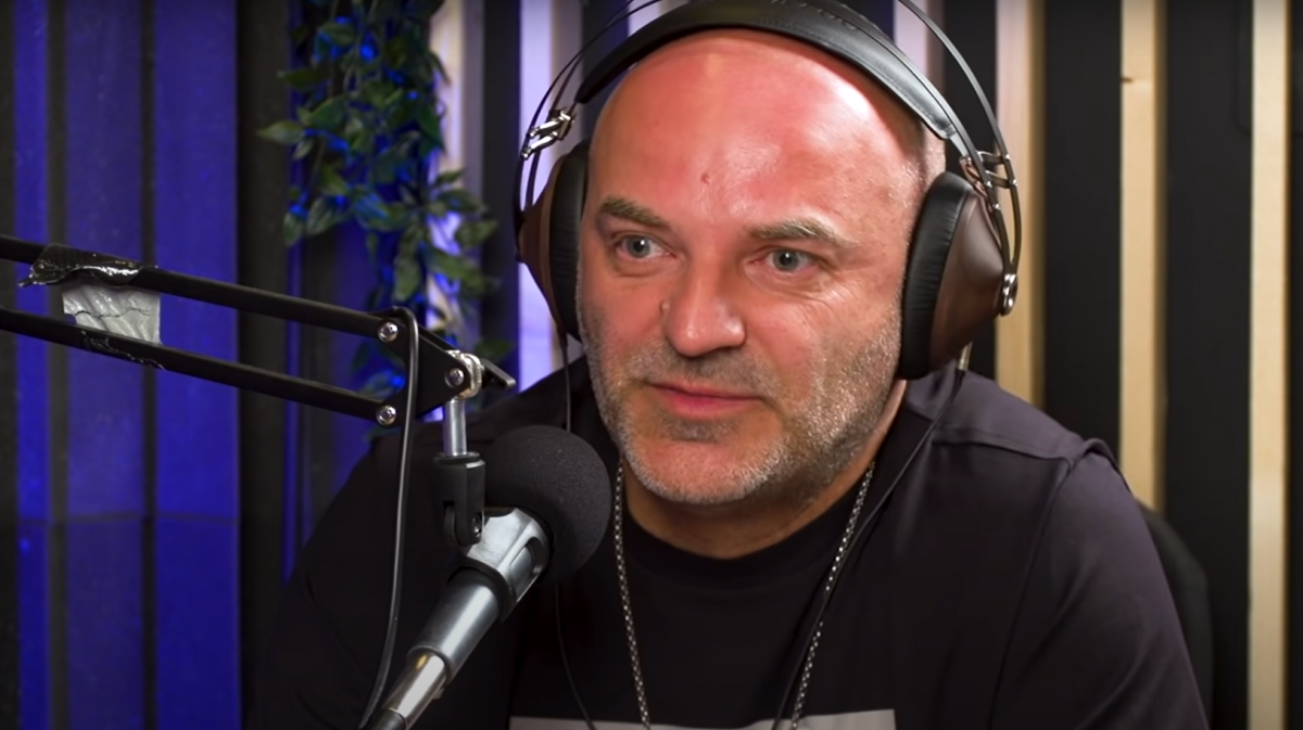 Dan Capatos, înlocuit la Xtra Night Show de la Antena Stars. Cine i-a ...