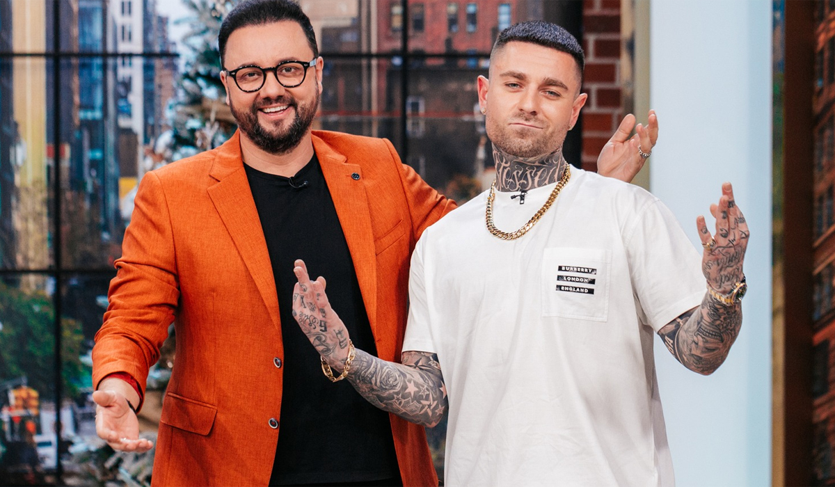 De la ce vin inițialele "T" și "J" din numele lui TJ Miles de la ...