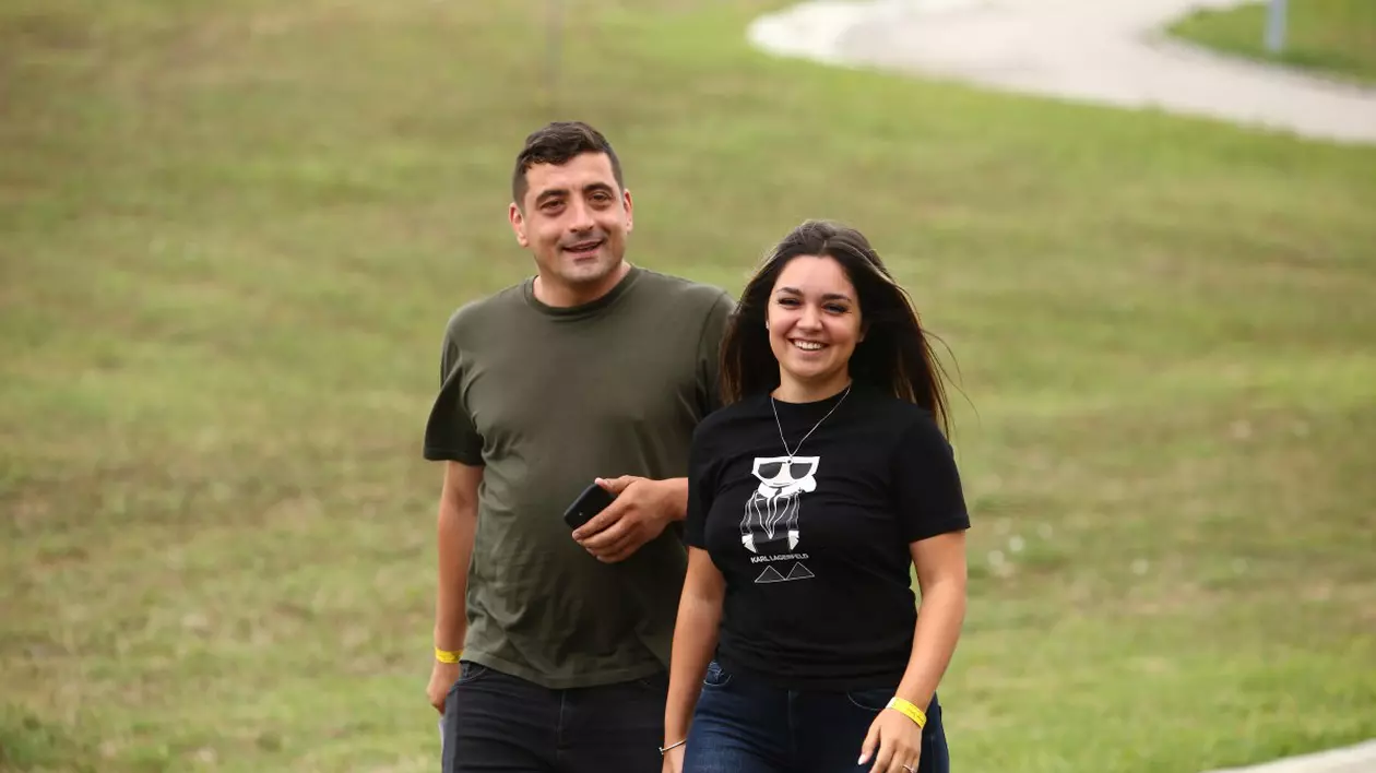 Obicei bizar la nunta lui George Simion cu Ilinca Munteanu! Rar s-a mai ...