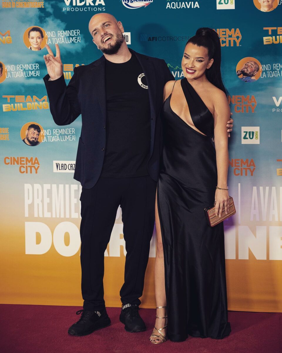 Anca Dinicu și BRomania fac destăinuiri despre scenele deocheate din ...