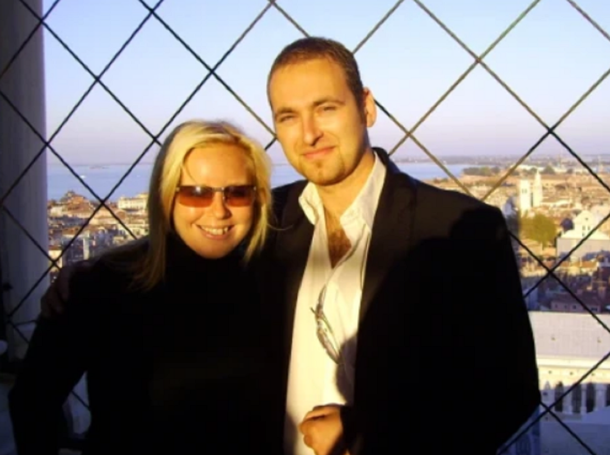 Stire Motivul pentru care femeia din imagine nu s-a dezbrăcat niciodată ...