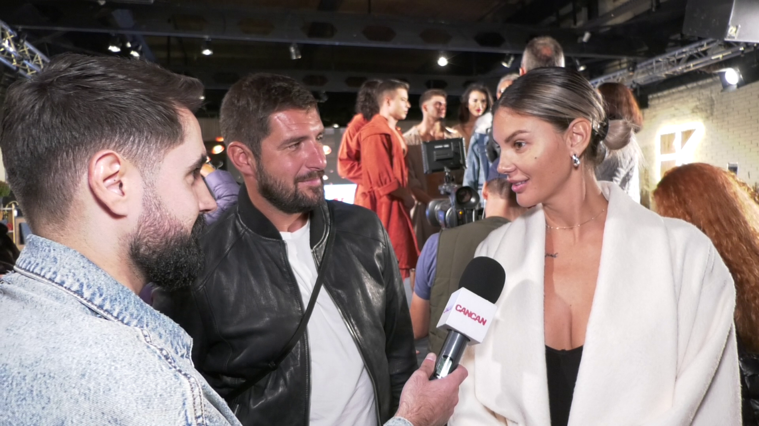 Cătălin Cazacu și Ramona Olaru își prezintă intimitățile, fără nicio jenă