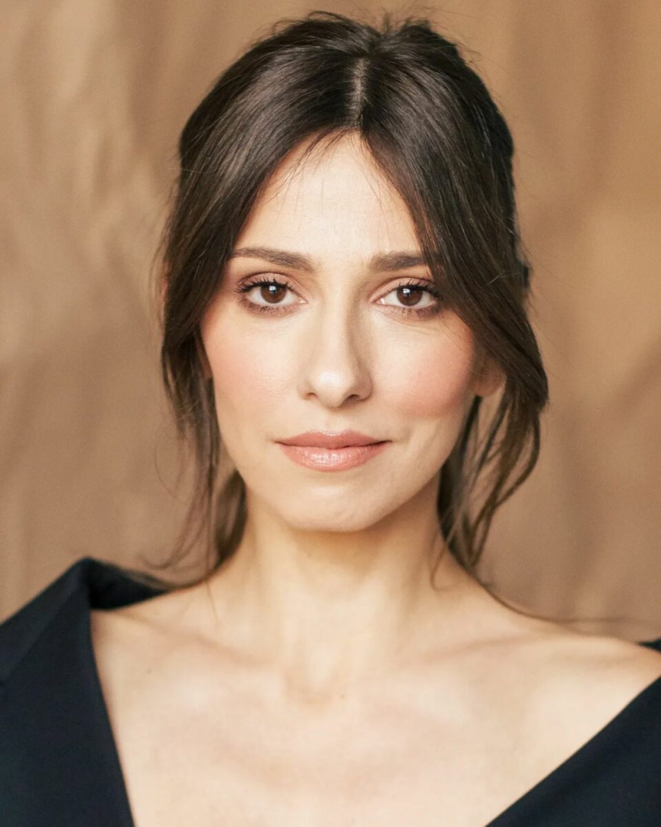 Dana Rogoz, destăinuiri emoționante de “La bloc”, serialul fenomen al ...